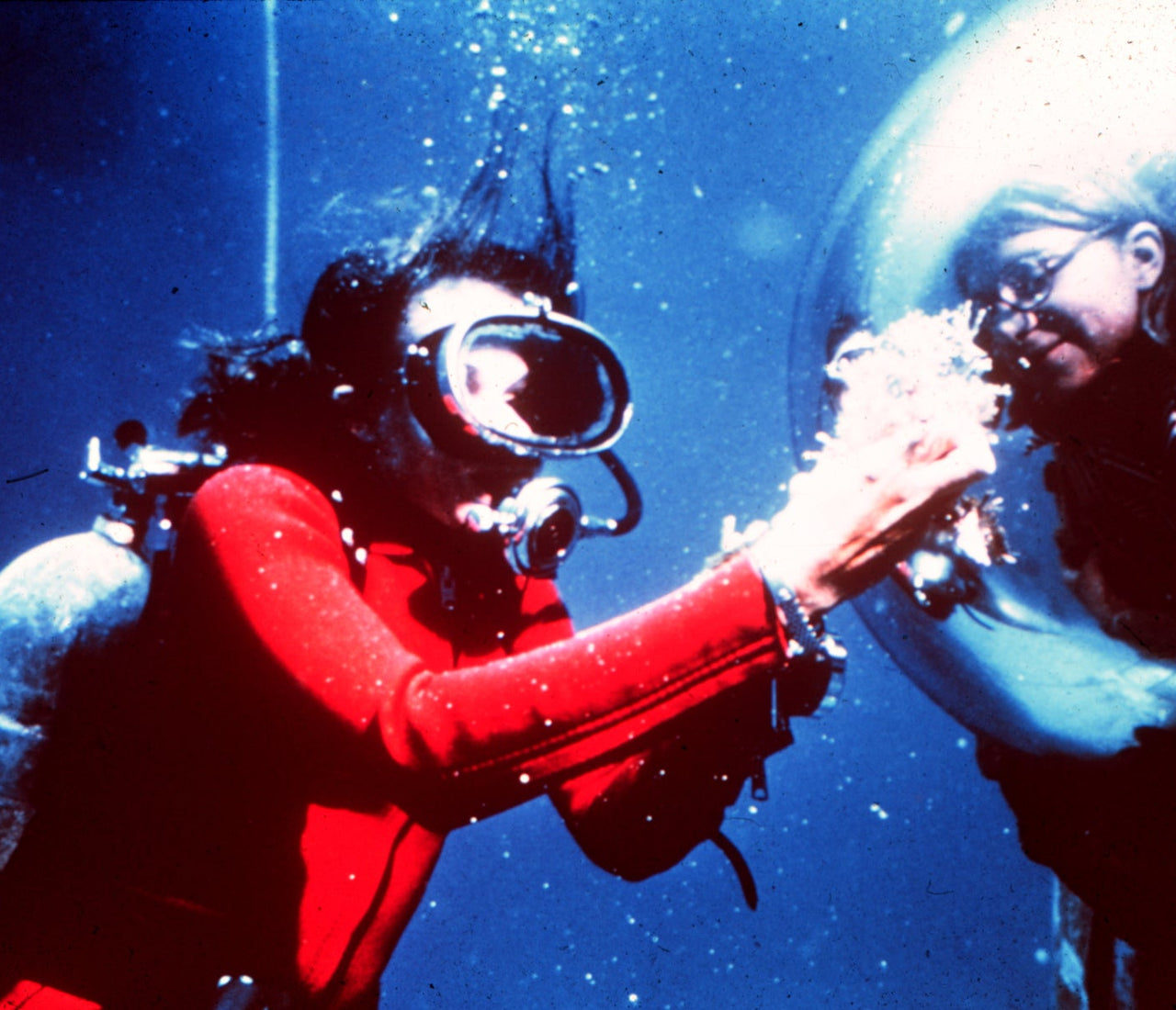 The Fearless Women of the Deep: Female Divers and Oceanographers ...