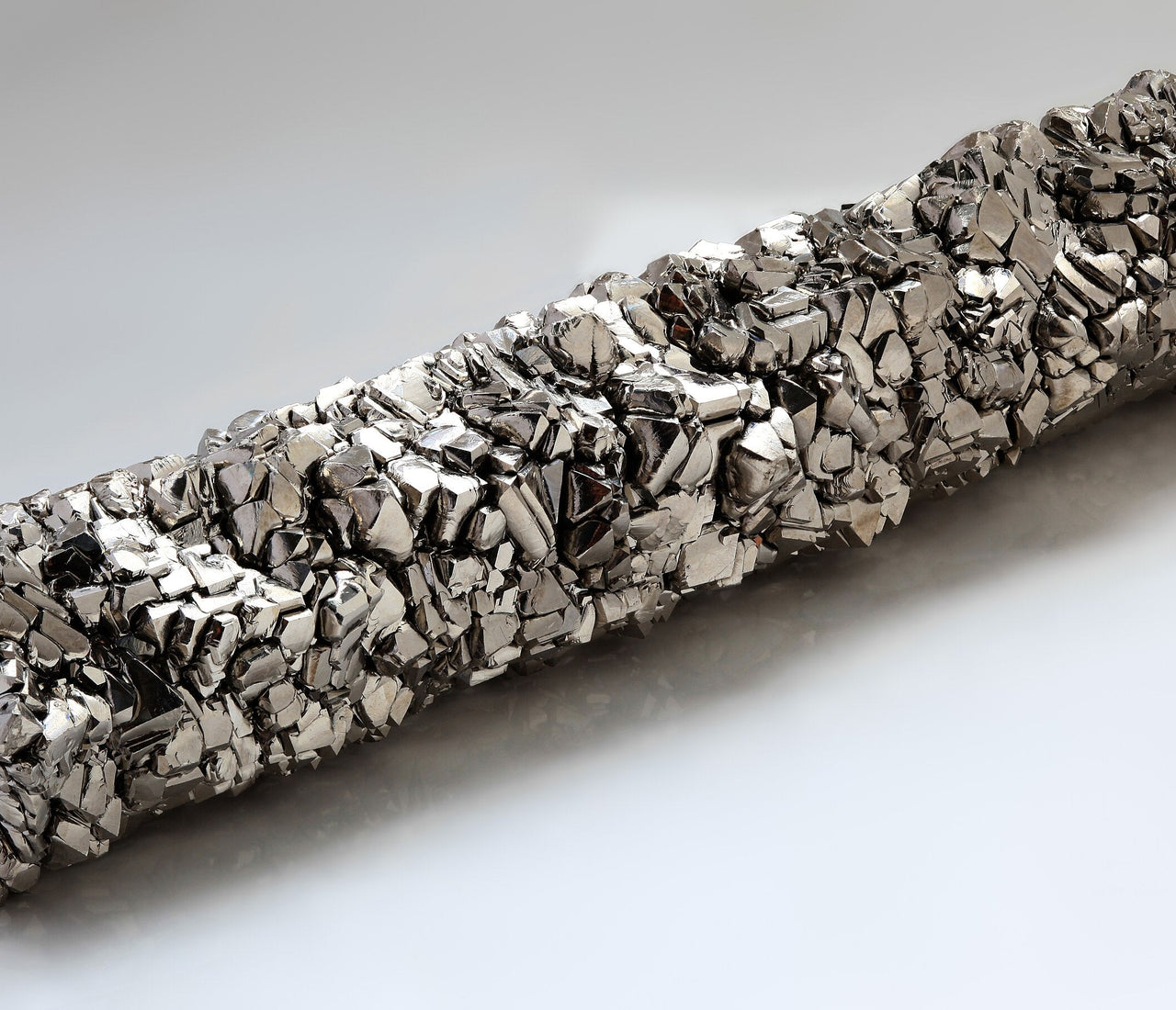 Titanium in Extreme Conditions: Why It's the Go-To Material – Spinnaker ...