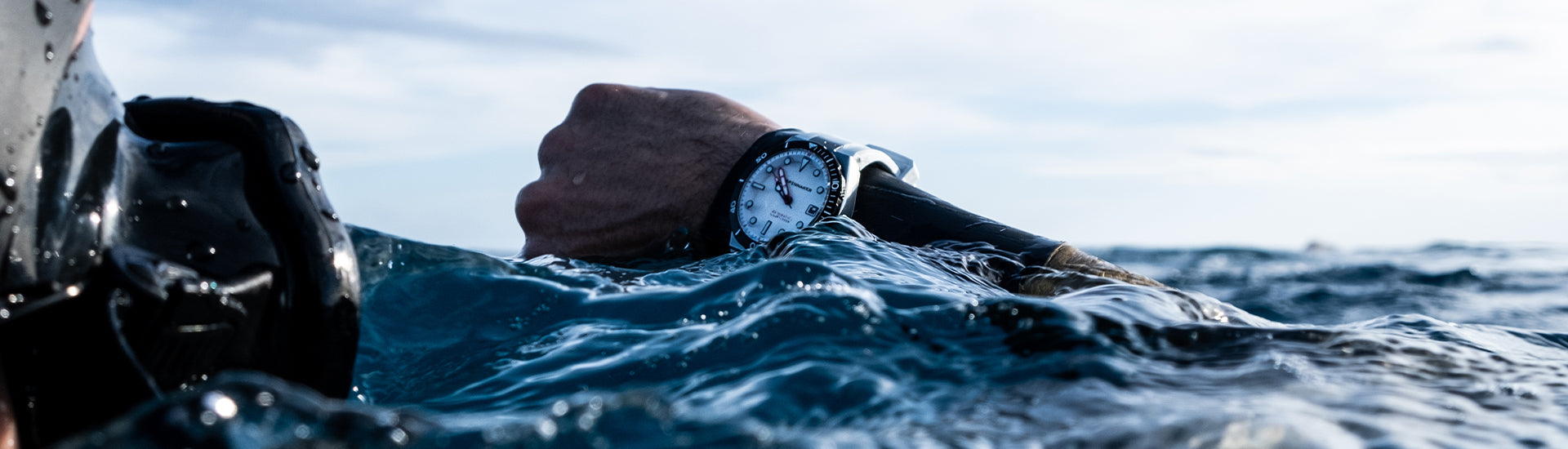 Boettger Men's Diver Watch - Spinnaker Watches